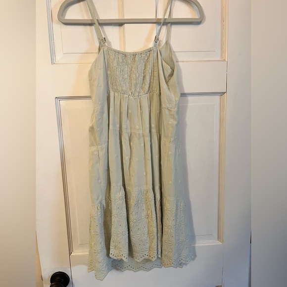 Jessica Simpson | Dresses | Mint Green Sundress With Subtle Flower ...